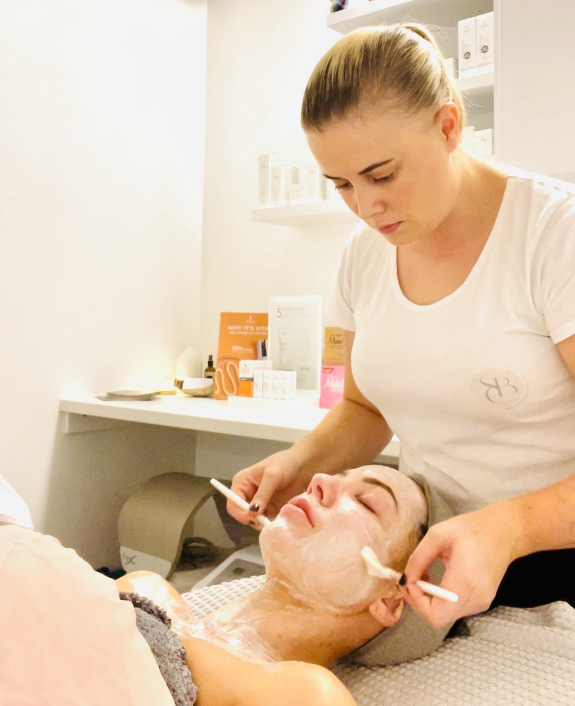 The Skin Bar Clinic – 0447 348 869